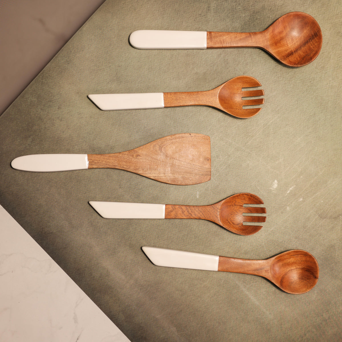 Ivory Serving Spoons Set – Ireka Homes