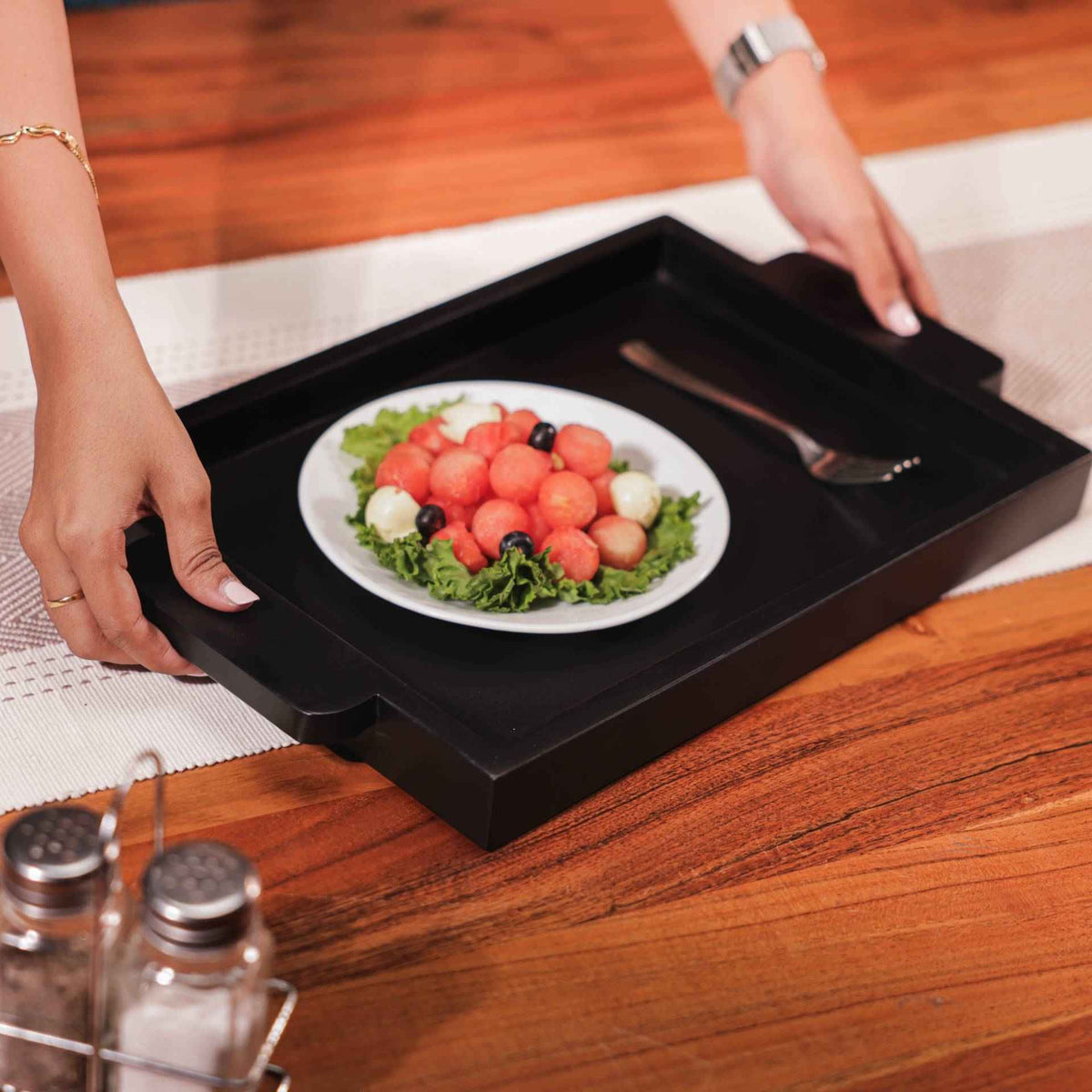 Upahar Serving Tray – Ireka Homes